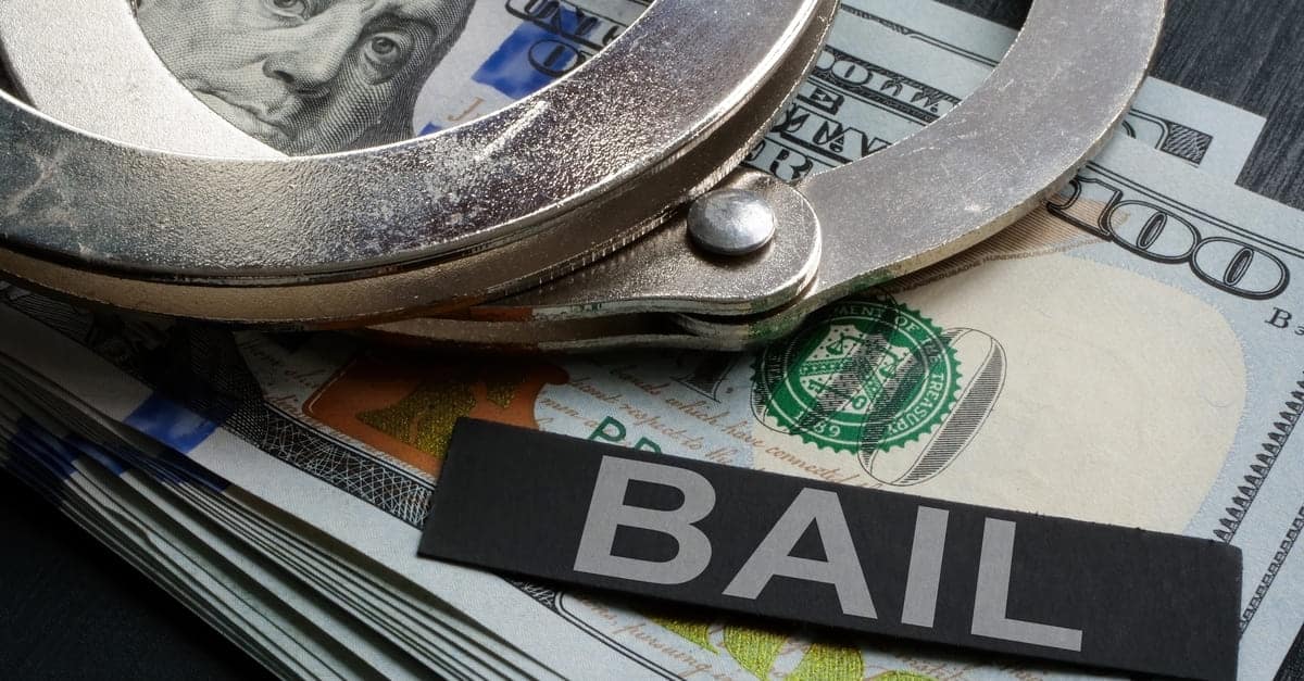 Bond vs Bail in Texas: What are the Differences?